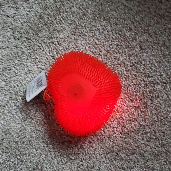 Creatology | Holiday | Valentine Light Up Puffer Heart | Poshmark